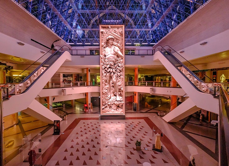 Descubre la nueva Plaza Central sensorial de Max Center